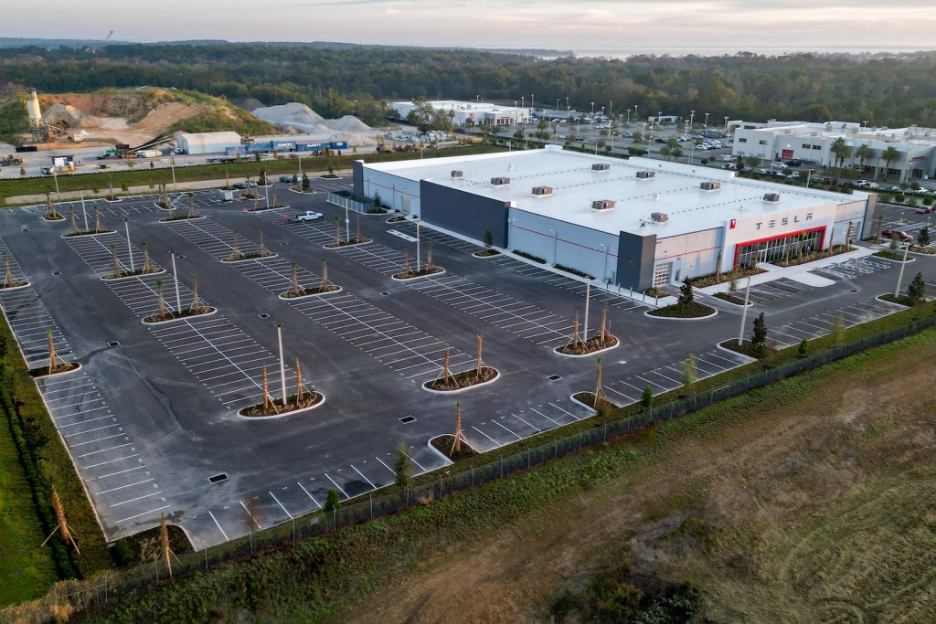 Tesla Clermont - Schmid Construction